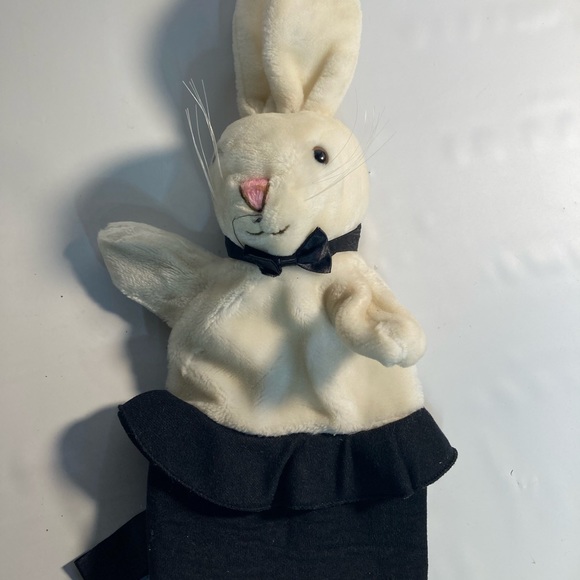Dakin | Toys | Vtg 985 Dakin Magician White Bunny Rabbit Puppet Top Hat ...